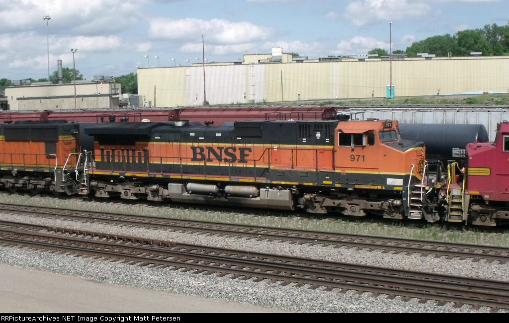 BNSF 971